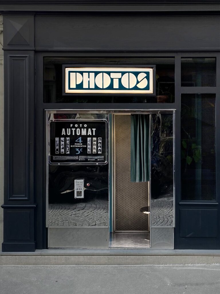 FOTOAUTOMAT - restore and maintain vintage photobooth.